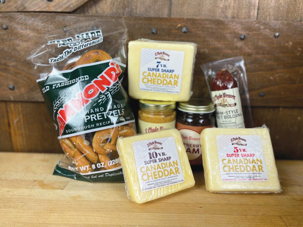 Award Winning Cheddar Box - S Clyde Weaver